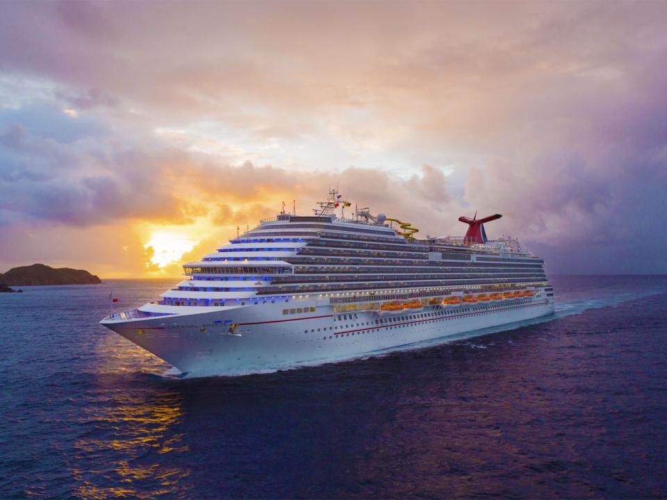 Carnival Breeze Photos on CruiseCheap.com