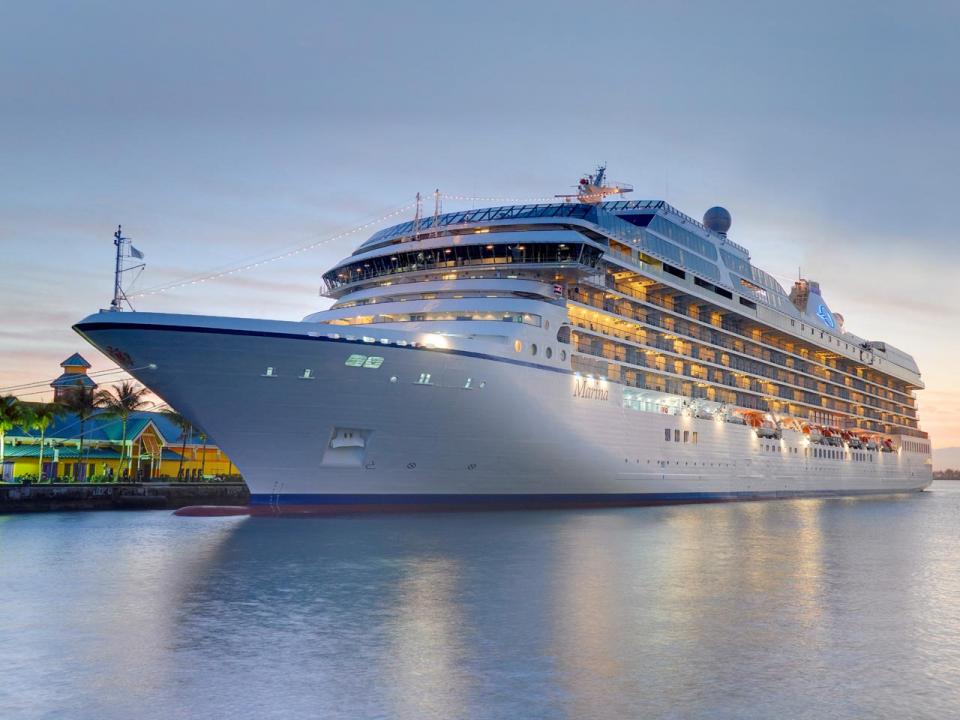 Riviera Photos on CruiseCheap.com