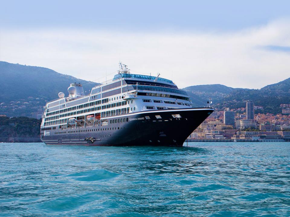 Azamara Onward Photos on iCruise.com