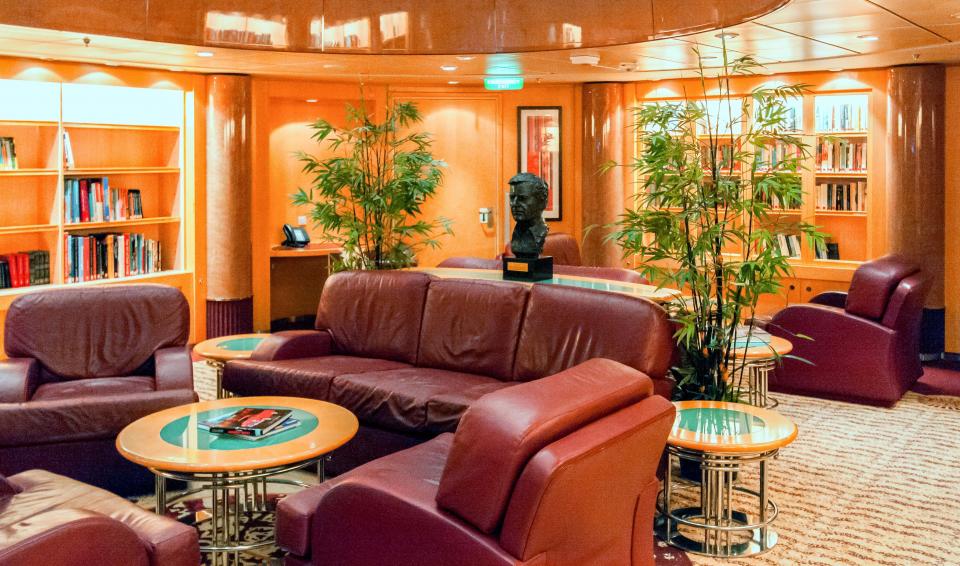 Navigator of the Seas Photos on CruiseCheap.com